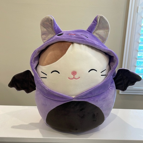 Squishmallows | Other | Nwt 2 Cam The Cat In Joldy The Bat Costume ...